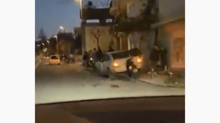 Καραμπόλα τεσσάρων αυτοκινήτων, τραυματίστηκε νεαρός - Δείτε βίντεο
