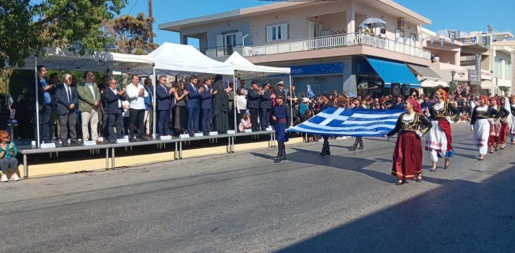 Η παρέλαση στο Γάζι για τον εορτασμό της 28ης Οκτωβρίου - Δείτε φωτογραφίες