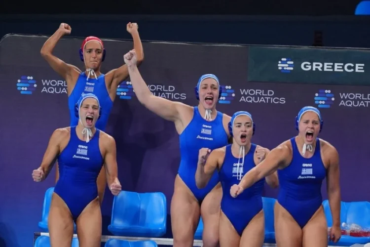 Εθνική πόλο γυναικών: Θρίαμβος με την κατάκτηση του χρυσού μεταλλίου ...